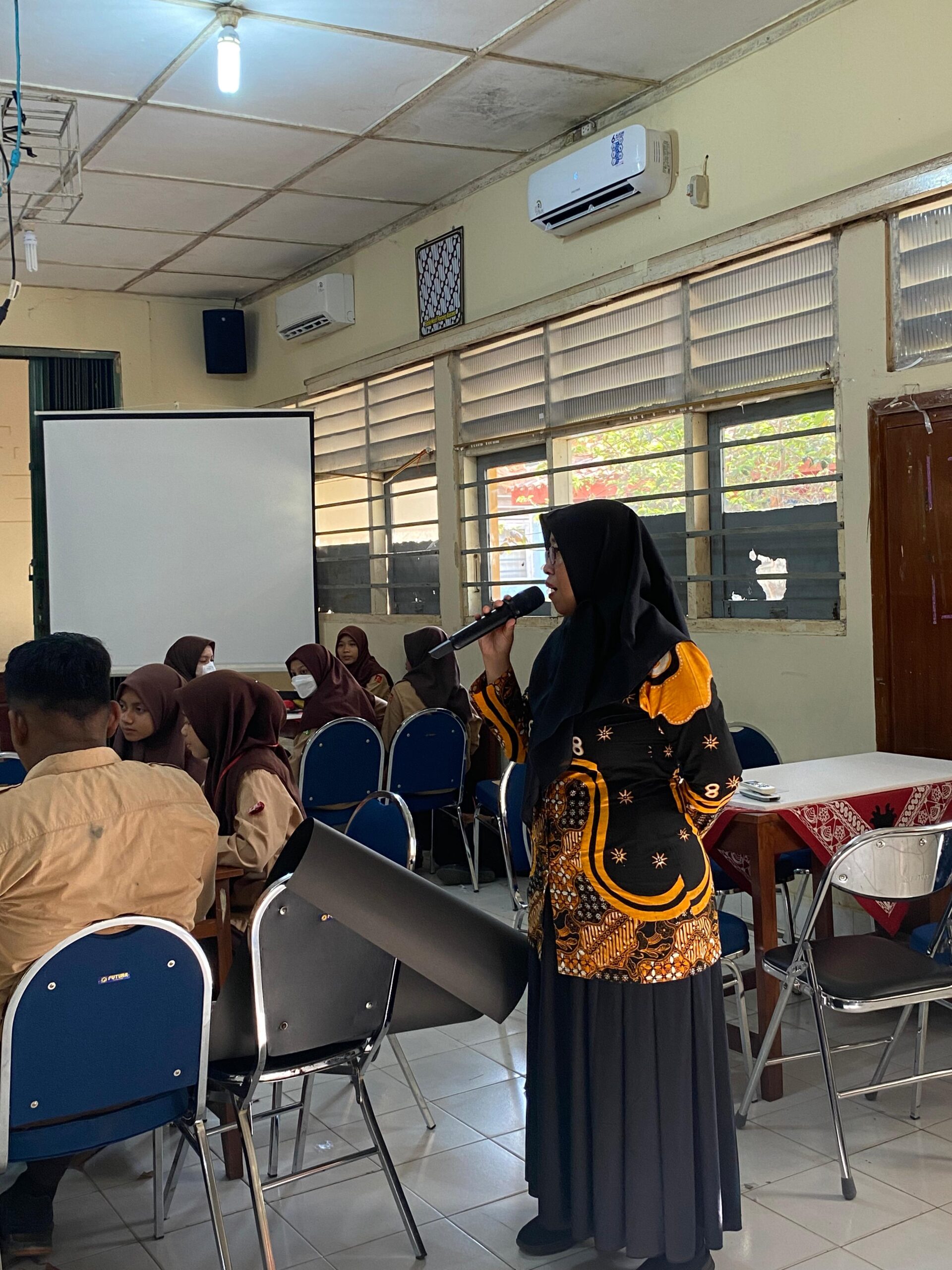 Lomba Mading 3 Bahasa | SMA Negeri 1 Temon